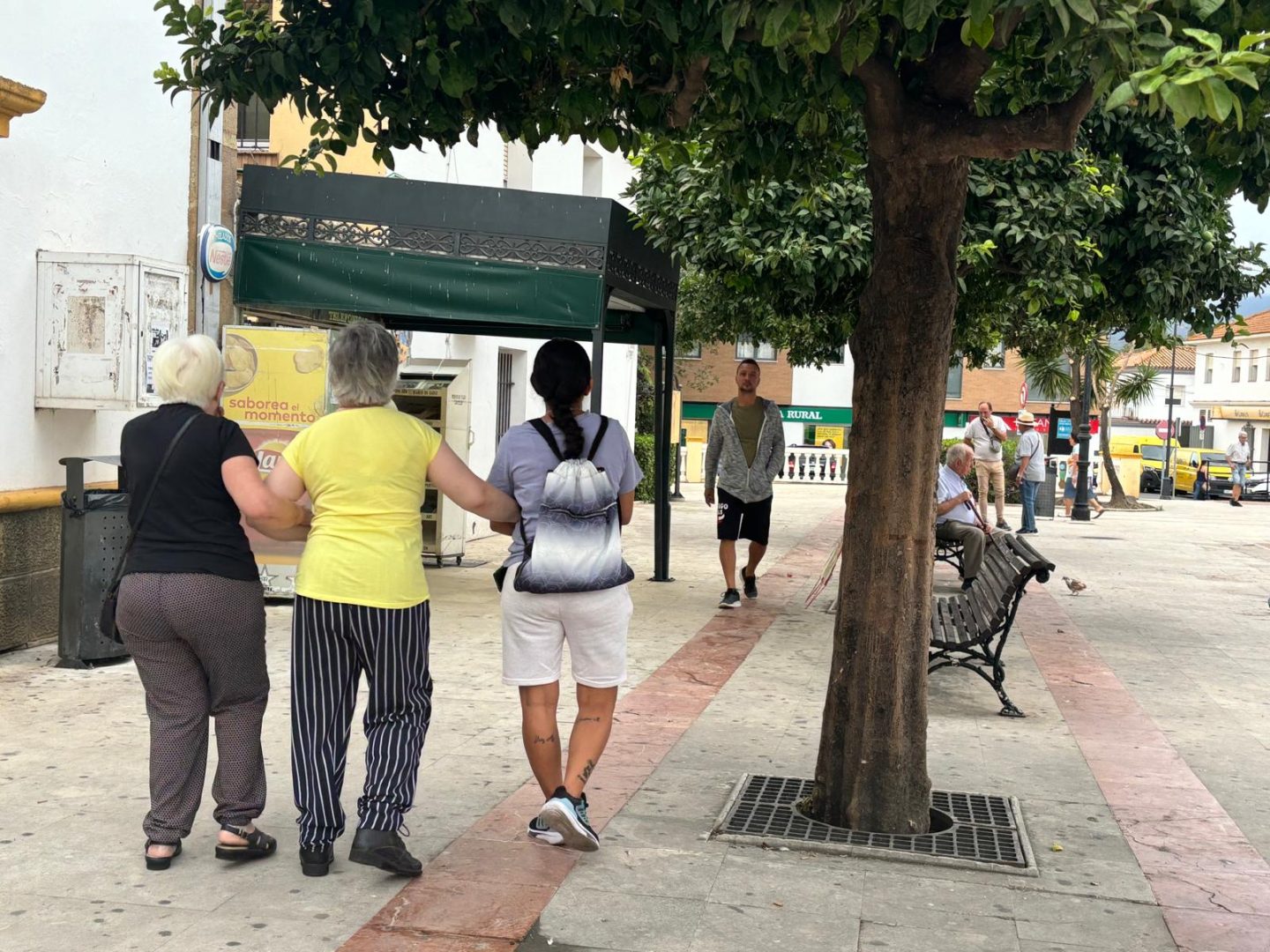 El servicio de ayuda a domicilio atiende ya a 229 usuarios y usuarias en Los Barrios - Noticias ...