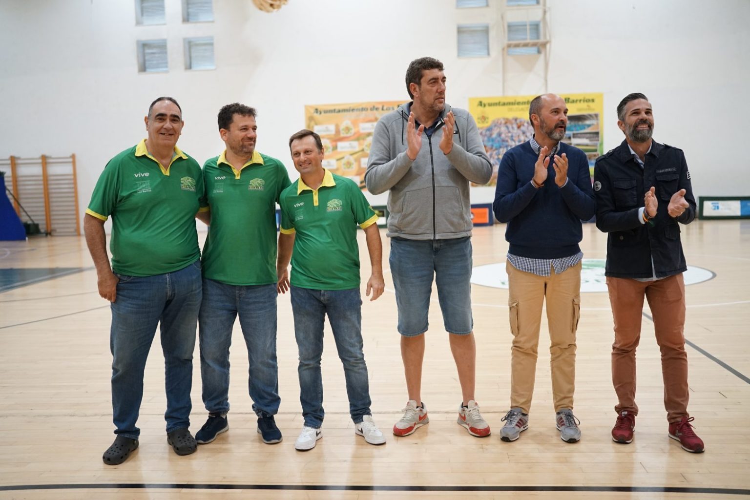 [FOTO GALERÍA] El Montera Baloncesto presenta sus equipos para la ...
